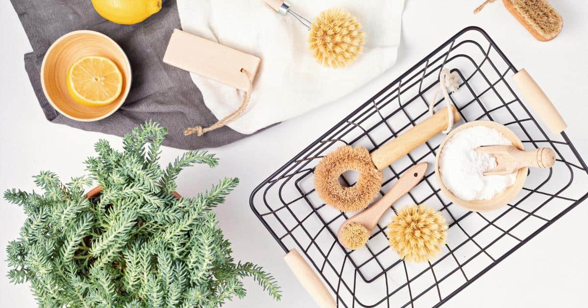 20 Best DIY Non-Toxic Cleaning Recipes To Make At Home - Sustainably ...