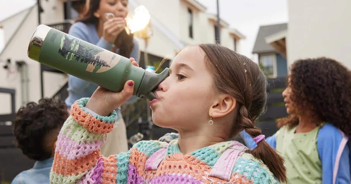 Best Non-Toxic Kids’ Water Bottles (2026) | Safe, Lead-Free & Mom ...